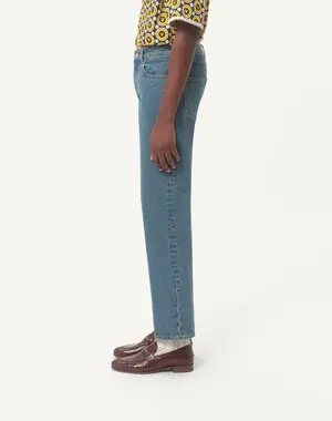 Valentino Garavani Straight Leg Jeans With Logo Patch - Blue