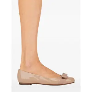 FERRAGAMO Varina Ballet Flats - Nude