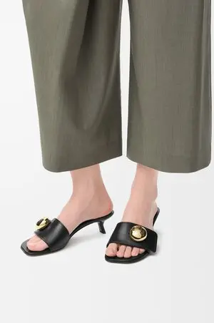Loewe Pebble Slide Sandals In Soft Calfskin - Black