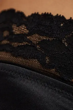 Dolce & Gabbana Dolce Gabbana Lace Detailed Panties