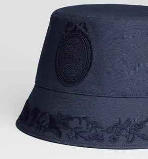 Dior Médaillon Teddy-d Small Brim Bucket Hat
