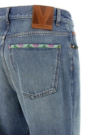 Valentino Garavani Logo Patch Boyfriend Jeans