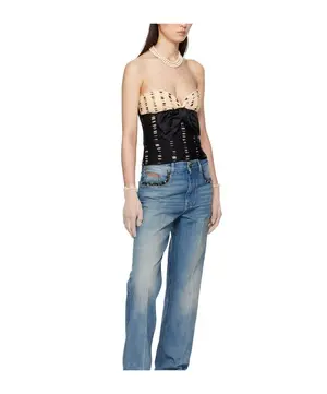 Valentino Garavani Logo Patch Boyfriend Jeans