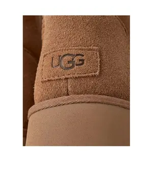 UGG Esmee Platform Boots - Maroon