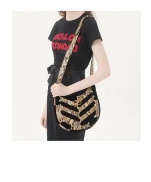Valentino Garavani Vlogo Signature Chevron Shoulder Bag - Black