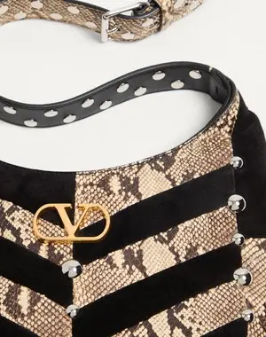 Valentino Garavani Vlogo Signature Chevron Shoulder Bag - Black