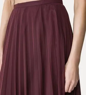 FORTE_FORTE Pleated Skirt - Ruby Red