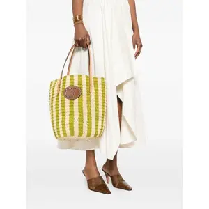 Valentino Garavani Vlogo Signature Shopping Bag - Nude