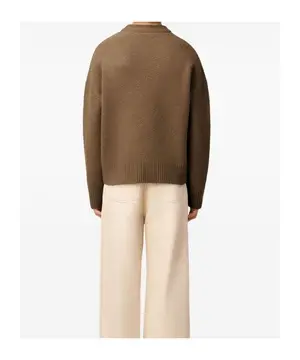 Ami De Coeur Sweater - Brown