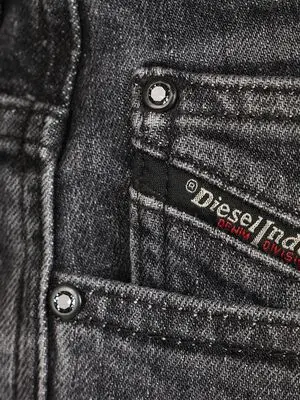 DIESEL® Logo Patch Jeans - Black