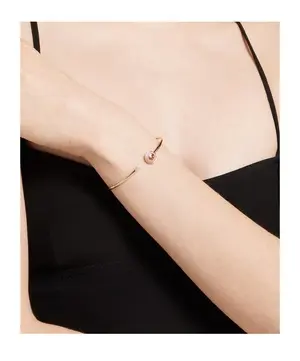 Gucci Interlocking 18k Bangle Bracelet