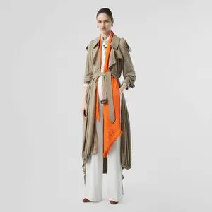 Burberry Rugged Logo Print Jacquard Large Square Towel