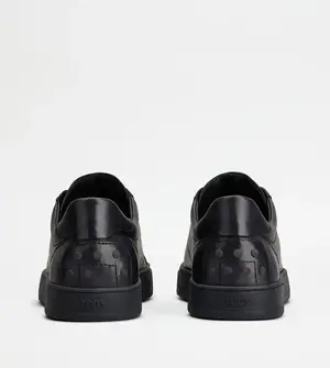 TOD'S Lace-up Round Toe Low-top Sneakers - Black