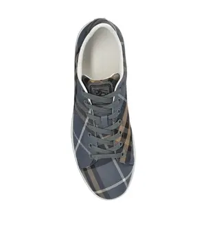Burberry Checked Low-top Sneakers - Grey