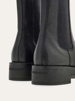 FERRAGAMO Chelsea Boots In Kid Leather