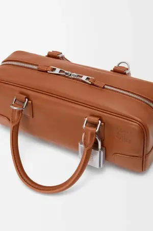 Loewe Amazona 23 Bag