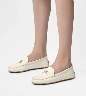 TOD'S City Gommino Loafers With Horsebit Detailing - Beige