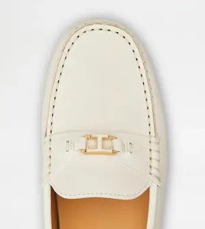TOD'S City Gommino Loafers With Horsebit Detailing - Beige
