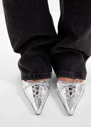 JIMMY CHOO Pointed Toe Lace Up High Heels
