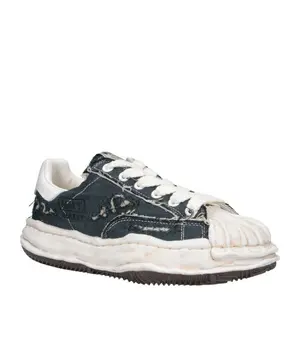 Mihara Yasuhiro Blakey Distressed Sneakers - White