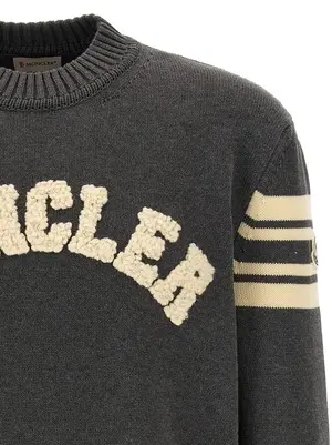 Moncler Logo Detailed Crewneck Jumper - Black