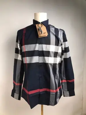 Burberry Checked Shortsleeved Shirt - Black