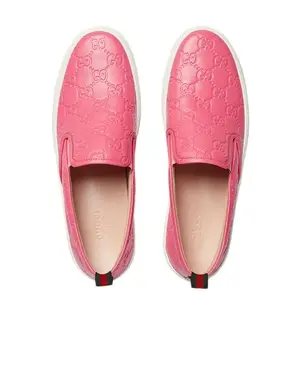 Gucci Embossed Logo Casual Slip-on Sneakers - Pink