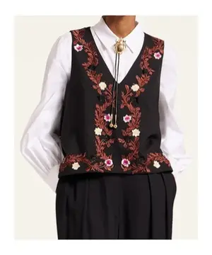 La DoubleJ Scala Floral V-neck Top