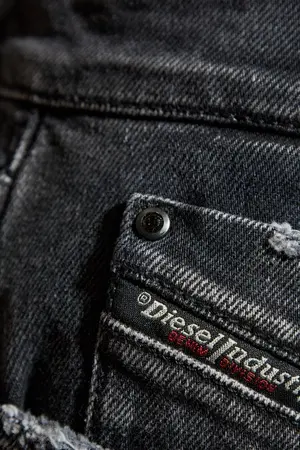 DIESEL® 2019 D-strukt Slim Fit Jeans - Grey