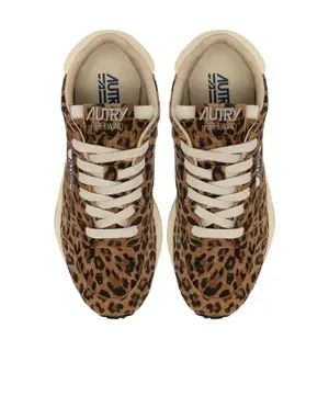 AUTRY Reelwind Low Leopard Print Sneakers - Nude