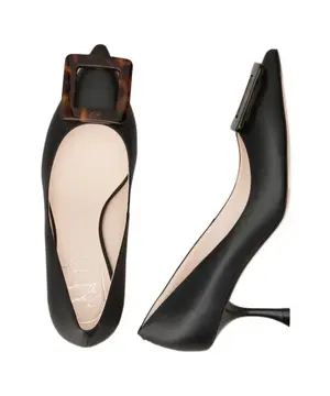 ROGER VIVIER Viv In The City Leather Pumps With Resin Buckle
