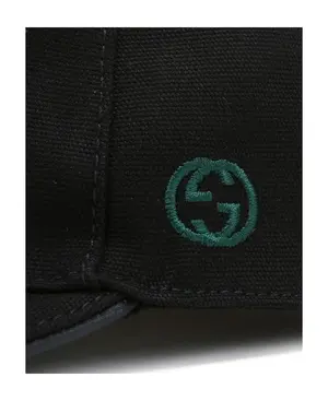 Gucci Baseball Cap With Logo Detail