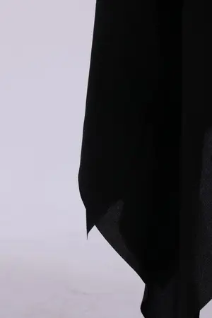 Junya Watanabe Lace-trim Halterneck Handkerchief-hem Dress - Black