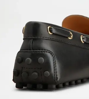 TOD'S Gommino Bow Detail Flat - Black