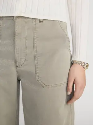 FRAME High-rise Cropped Trouser With Utility Pockets - Thyme