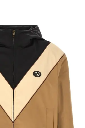Valentino Garavani Zip-up High Neck Hooded Jacket