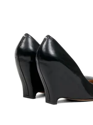 MAISON MARGIELA Pointed Toe Wedge Pumps - Black