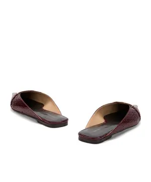 TOM FORD Embossed Pointed Toe Flat Mules