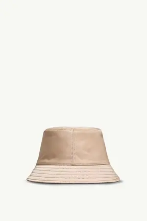 Moncler Logo Patch Reversible Bucket Hat - Light Beige