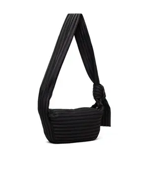 Issey Miyake Linear Knit Shoulder Bag - Black