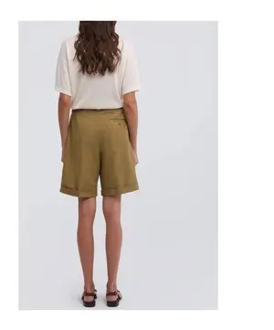 Aspesi Pleated Bermuda Shorts