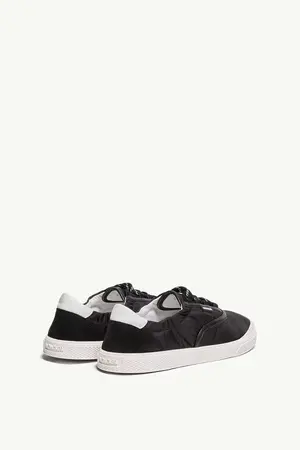 Moncler Vera Leisure Padded Sneakers - Black