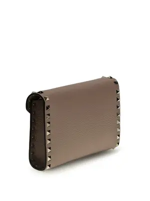 Valentino Garavani Rockstud Envelope Shoulder Bag - Brown
