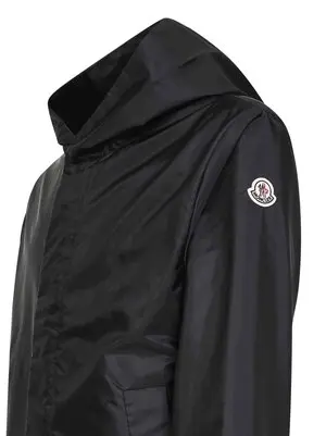 Moncler Logo Patch Zip-up Jacket - Black