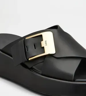 TOD'S Crossover Strap Platform Sandals