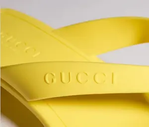 Gucci Vittoria Thong Sandals - Yellow