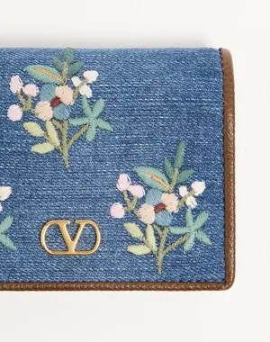 Valentino Garavani Vlogo Signature Wallet