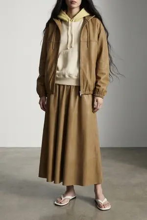 Auralee Elastic-waist Leather Midi Skirt
