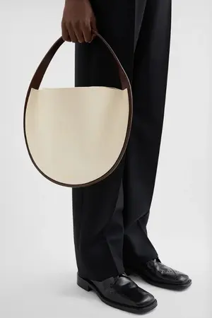 JIL SANDER Pivot Logo Embossed Shoulder Bag - Eggshell