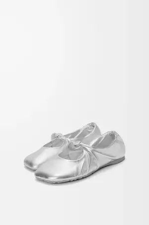Loewe Pebble Metallic Effect Ballerina Flats - Silver